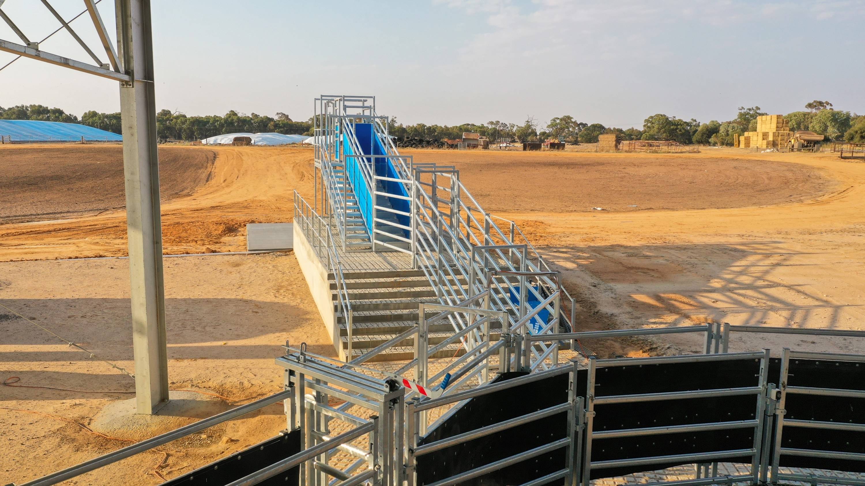 double deck loading ramp